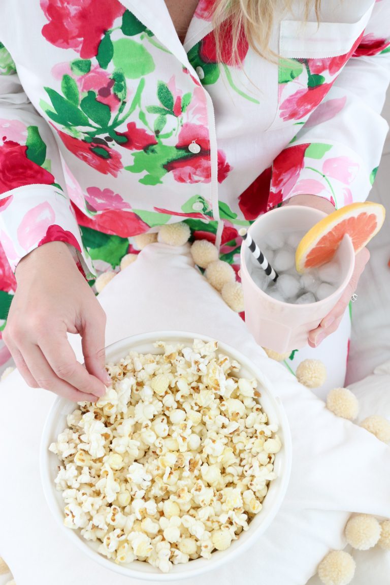 Popcorn & Chill - Monika Hibbs