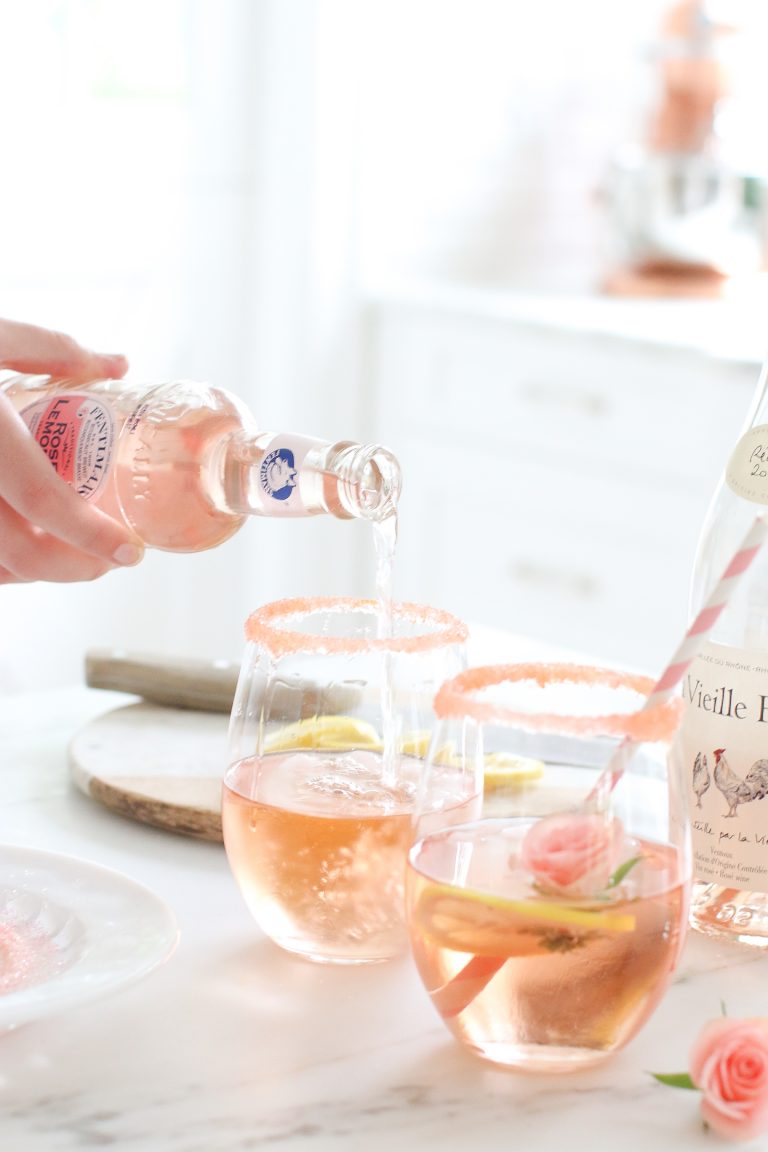 Yes way Rosé - Monika Hibbs