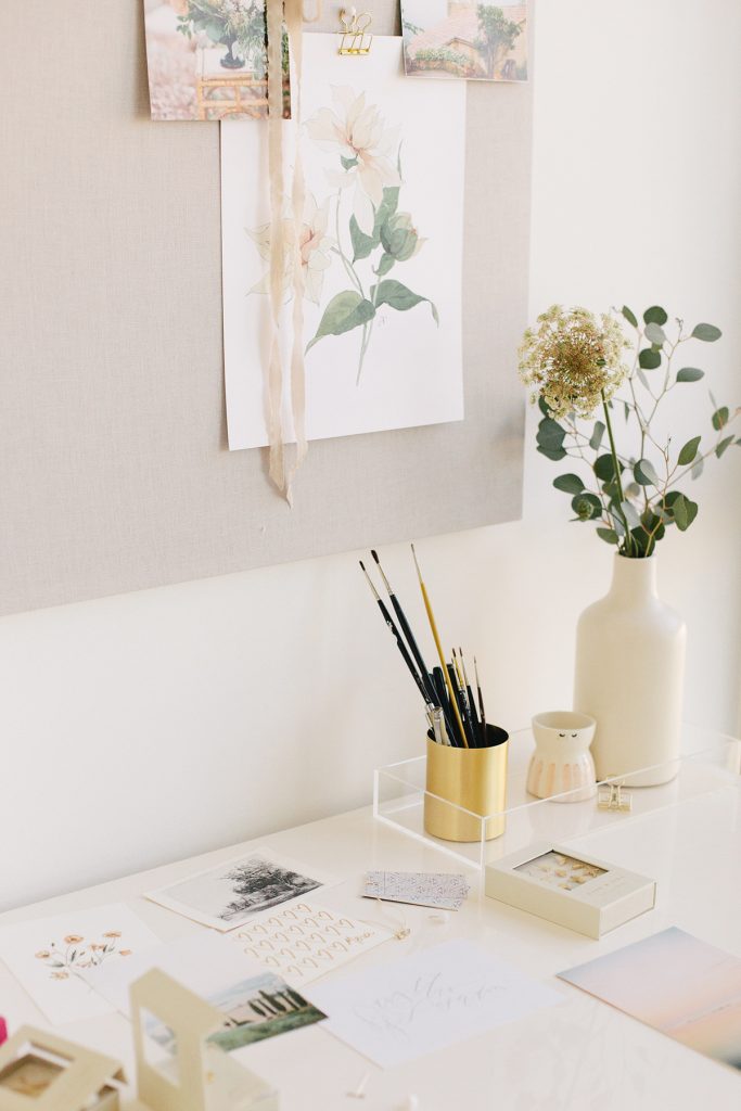 DIY Pinboard For Your Office | Monika Hibbs, a lifestyle blog