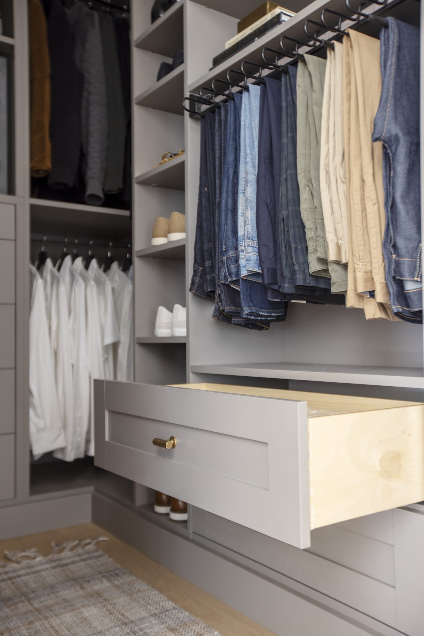 Troy's Closet - Monika Hibbs